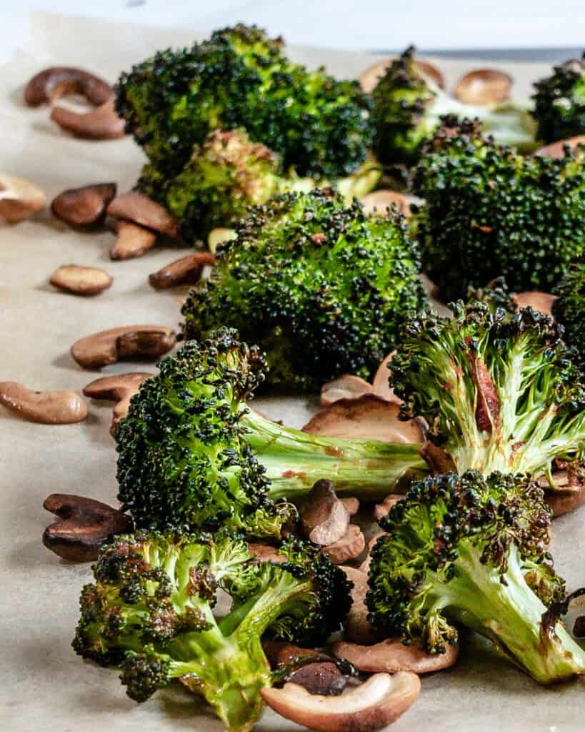 Simple Curry Roasted Broccoli (Indian Broccoli + Other Flavors) - Plant ...