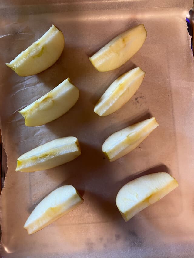 Apple Crescent Rolls - Plant-Based on a Budget