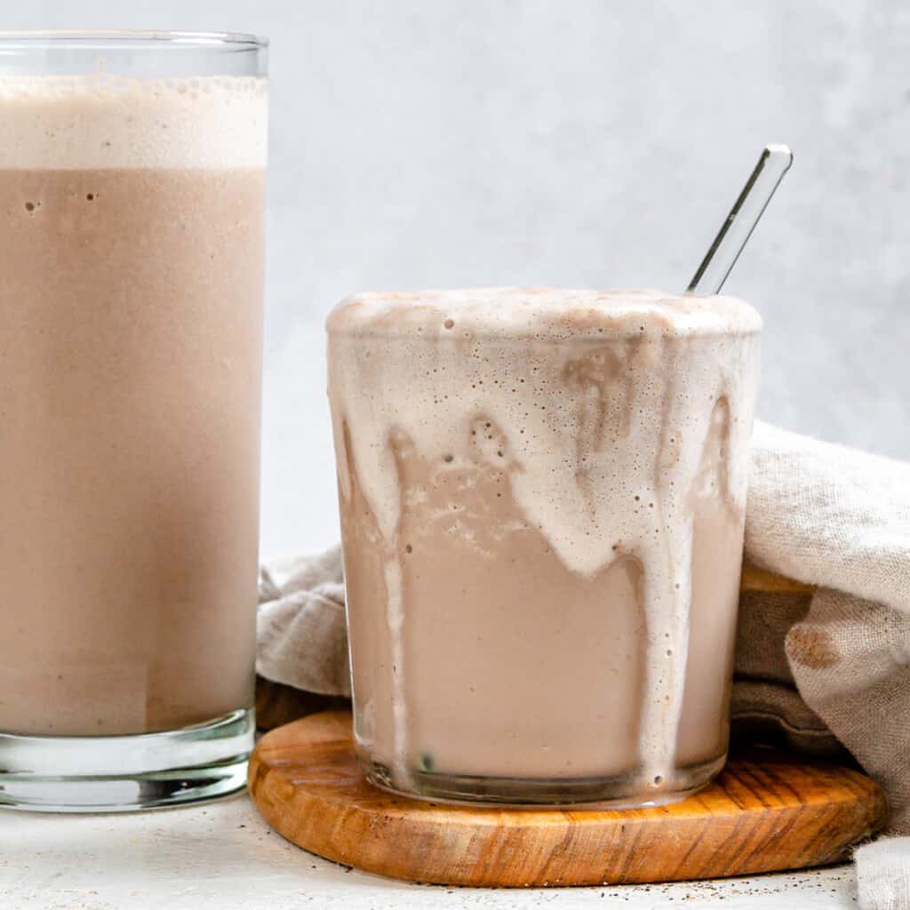 Healthy Coffee Milkshake [Without Ice Cream] - Plant-Based on a Budget