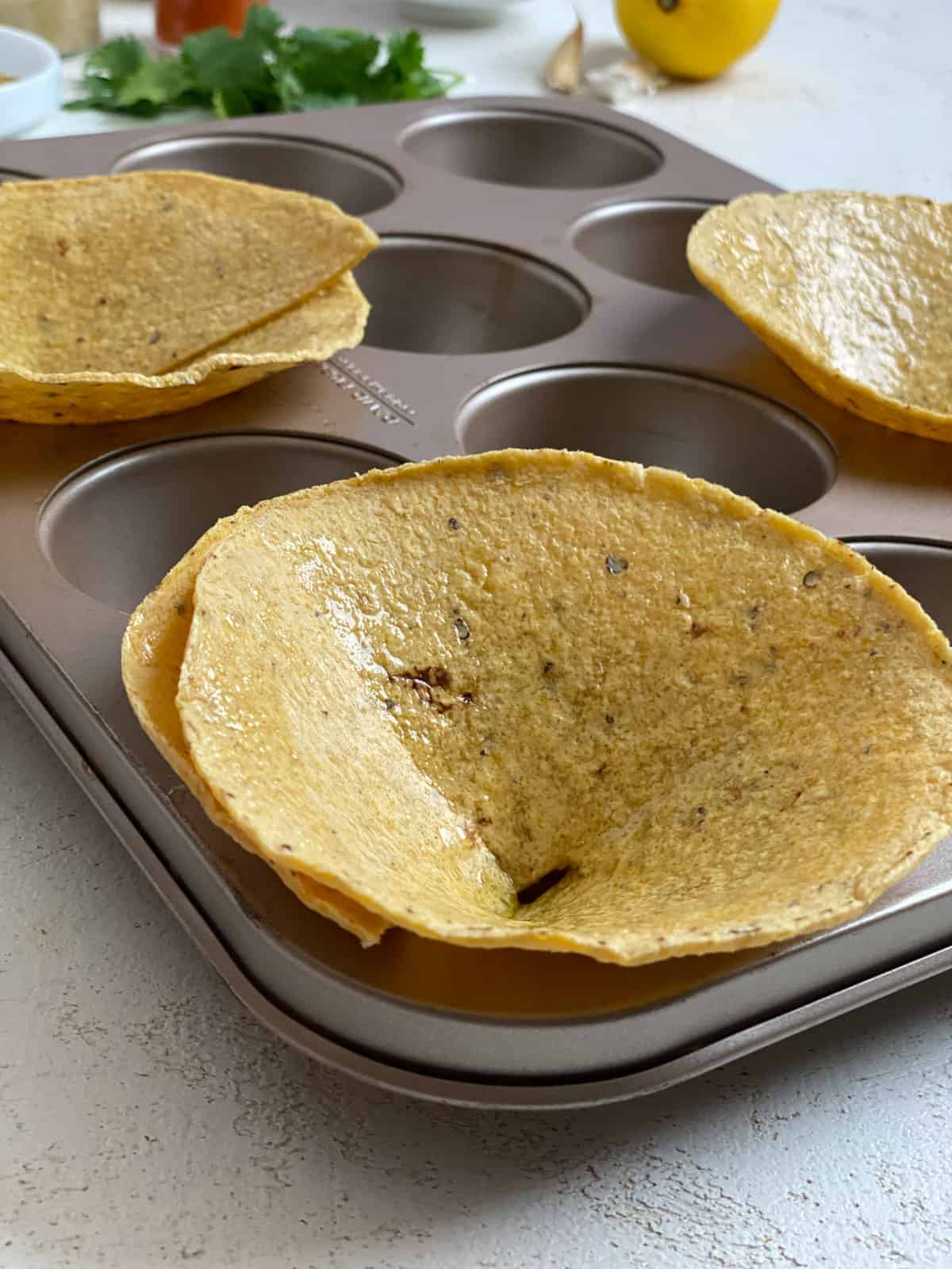 Crispy black bean taco cups - Karinokada