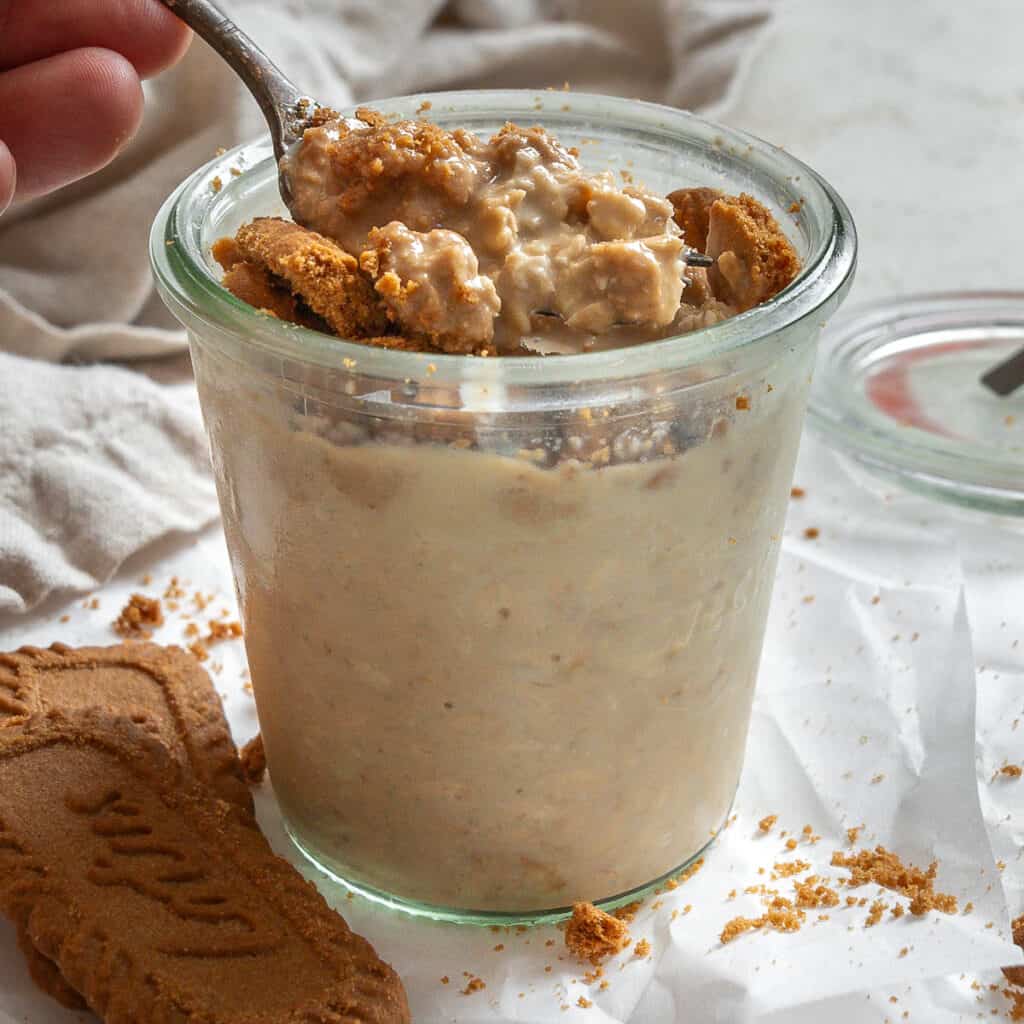 Biscoff Overnight Oats - Plant-Based on a Budget