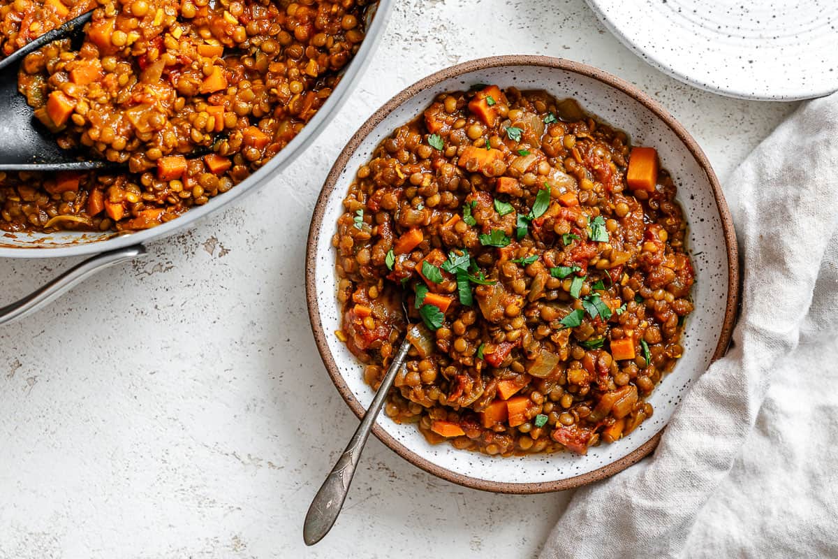 Quick Curried Lentils [Stove, Crockpot, IP] - Plant-Based on a Budget