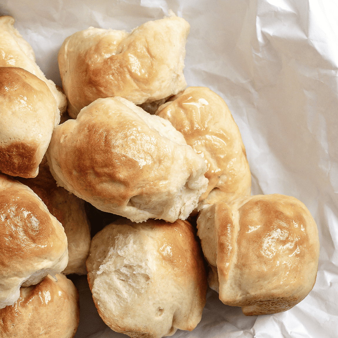 Easy Vegan Dinner Rolls - Plant-Based on a Budget